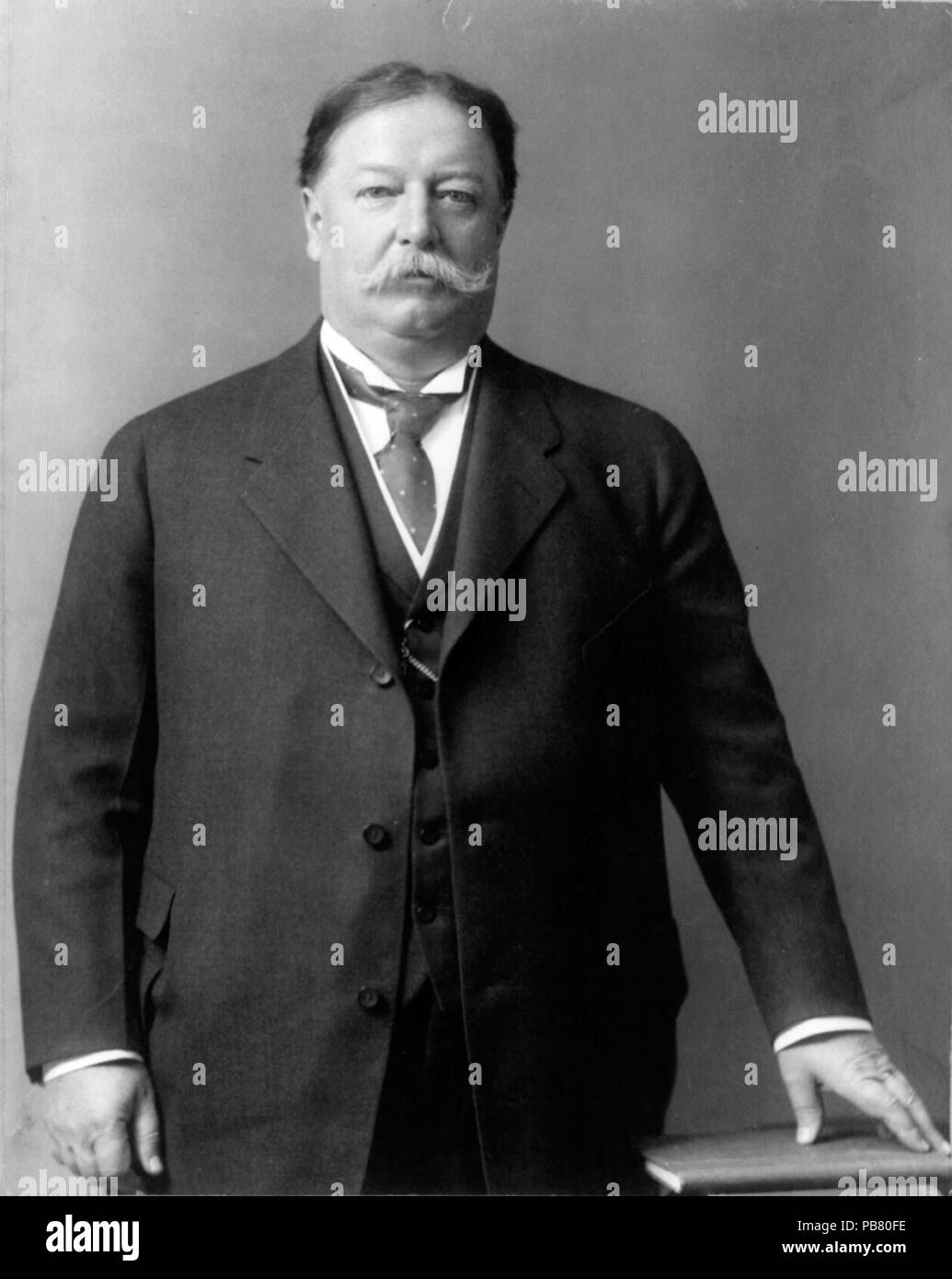 Taft figure hi-res stock photography and images - Alamy