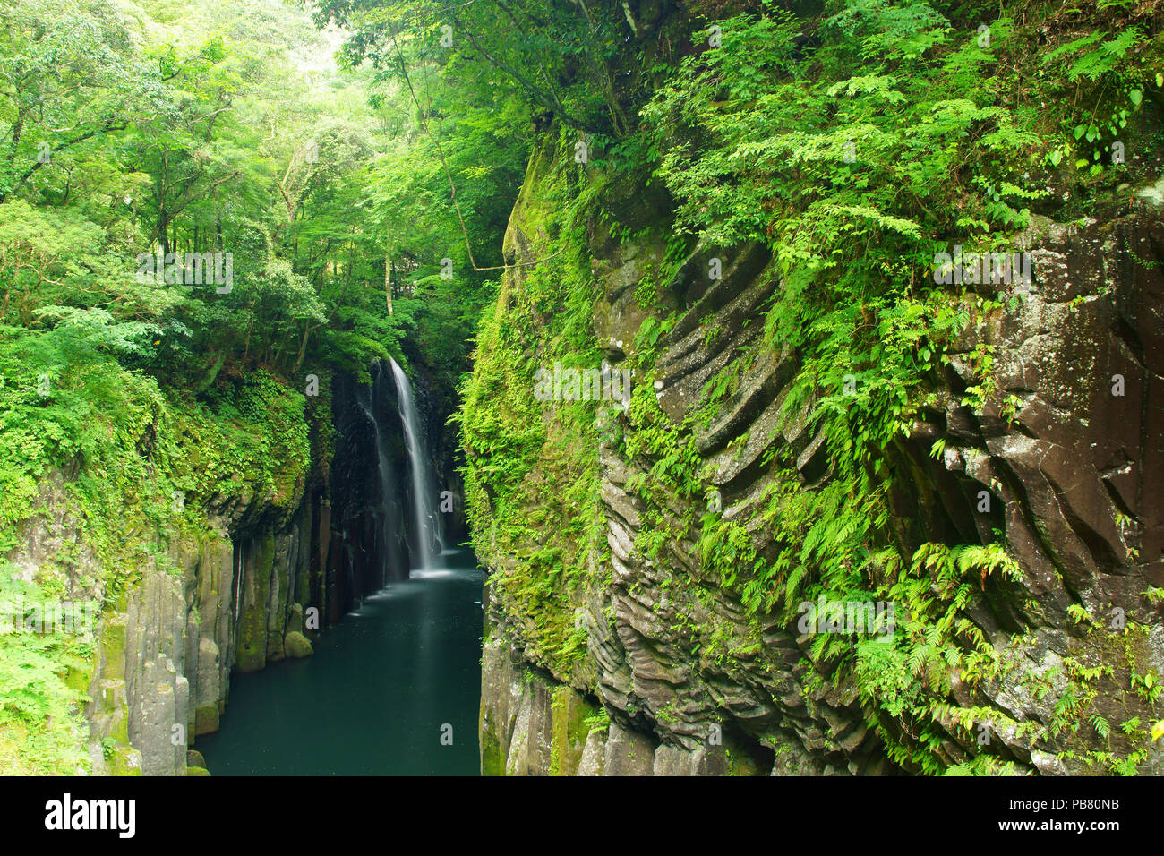 Manai Waterfall, Miyazaki Prefecture, Japan Stock Photo - Alamy