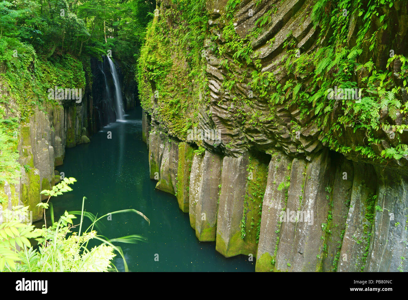 Manai waterfall hi-res stock photography and images - Alamy