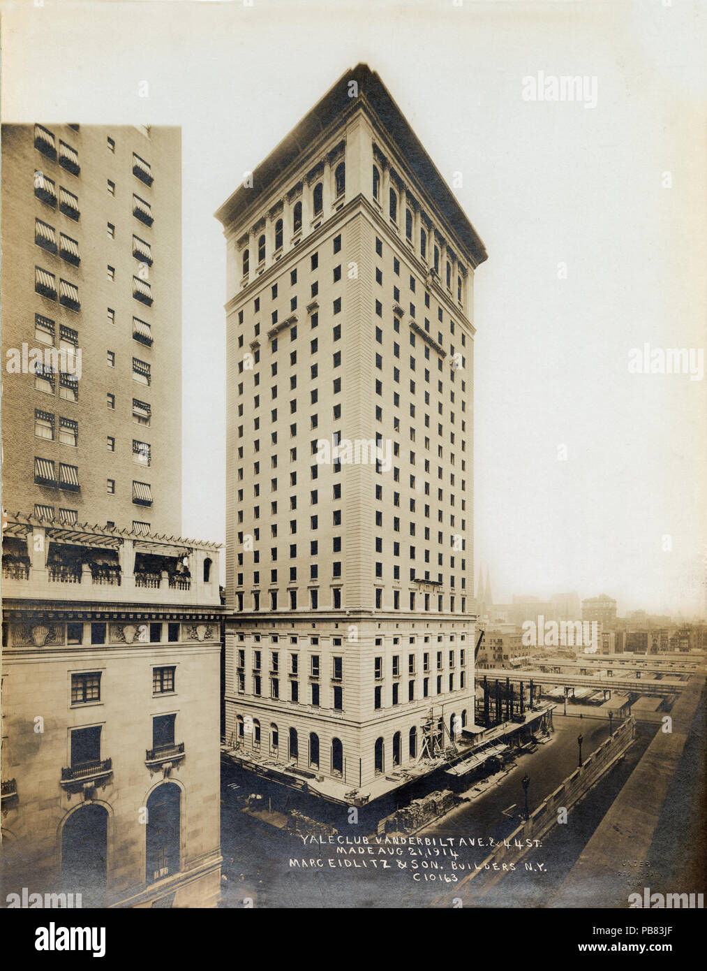 The yale club hi-res stock photography and images - Alamy