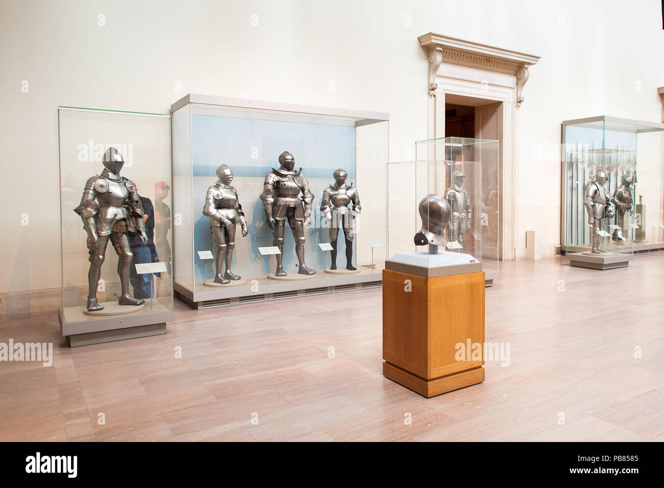 NEW YORK, USA - SEP 25, 2015: Knights and armour room in the ...