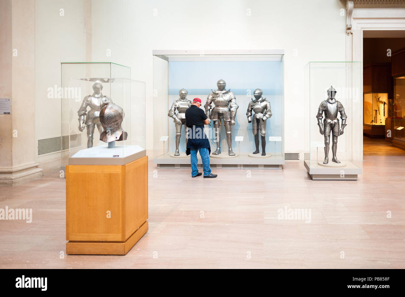 NEW YORK, USA - SEP 25, 2015: Knights and armour room in the ...