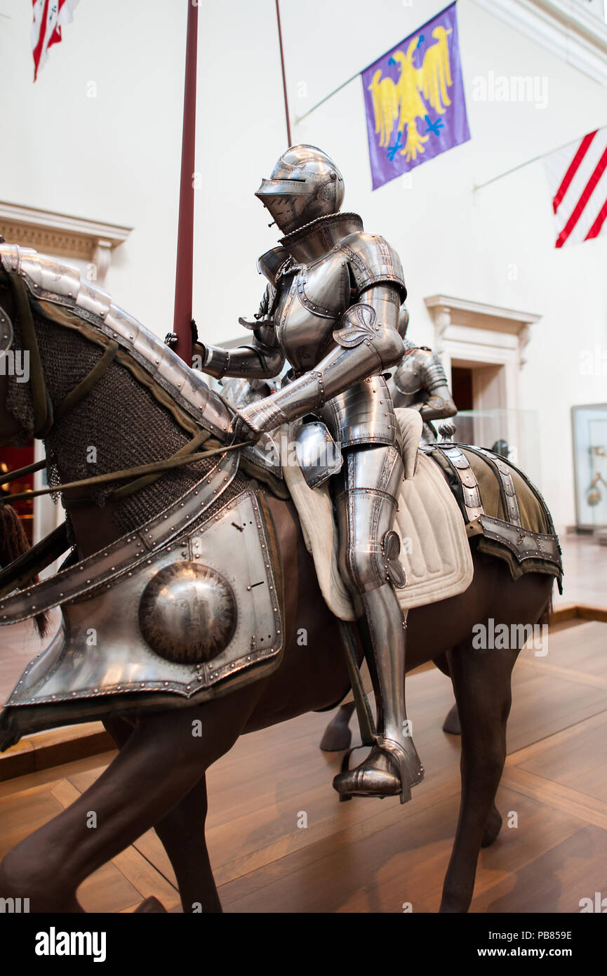 NEW YORK, USA - SEP 25, 2015: Knights and armour room in the ...