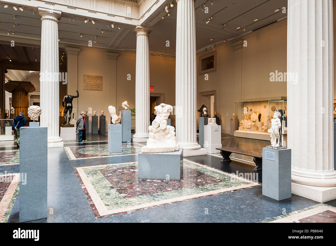 NEW YORK, USA - SEP 25, 2015: Interior of the Metropolitan Museum of ...