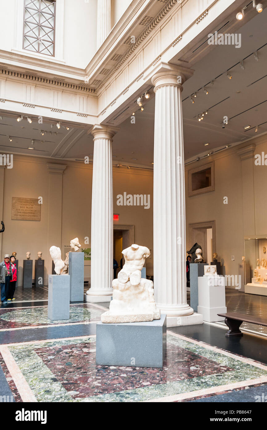 NEW YORK, USA - SEP 25, 2015: Interior of the Metropolitan Museum of ...
