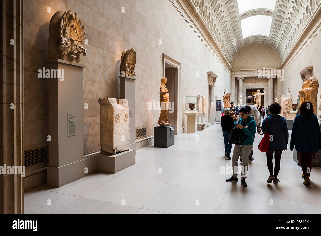 NEW YORK, USA - SEP 25, 2015: Interior of the Metropolitan Museum of ...