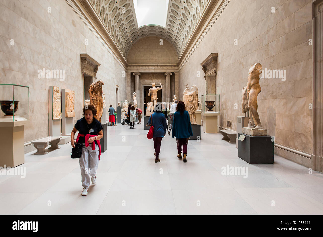 NEW YORK, USA - SEP 25, 2015: Interior of the Metropolitan Museum of ...