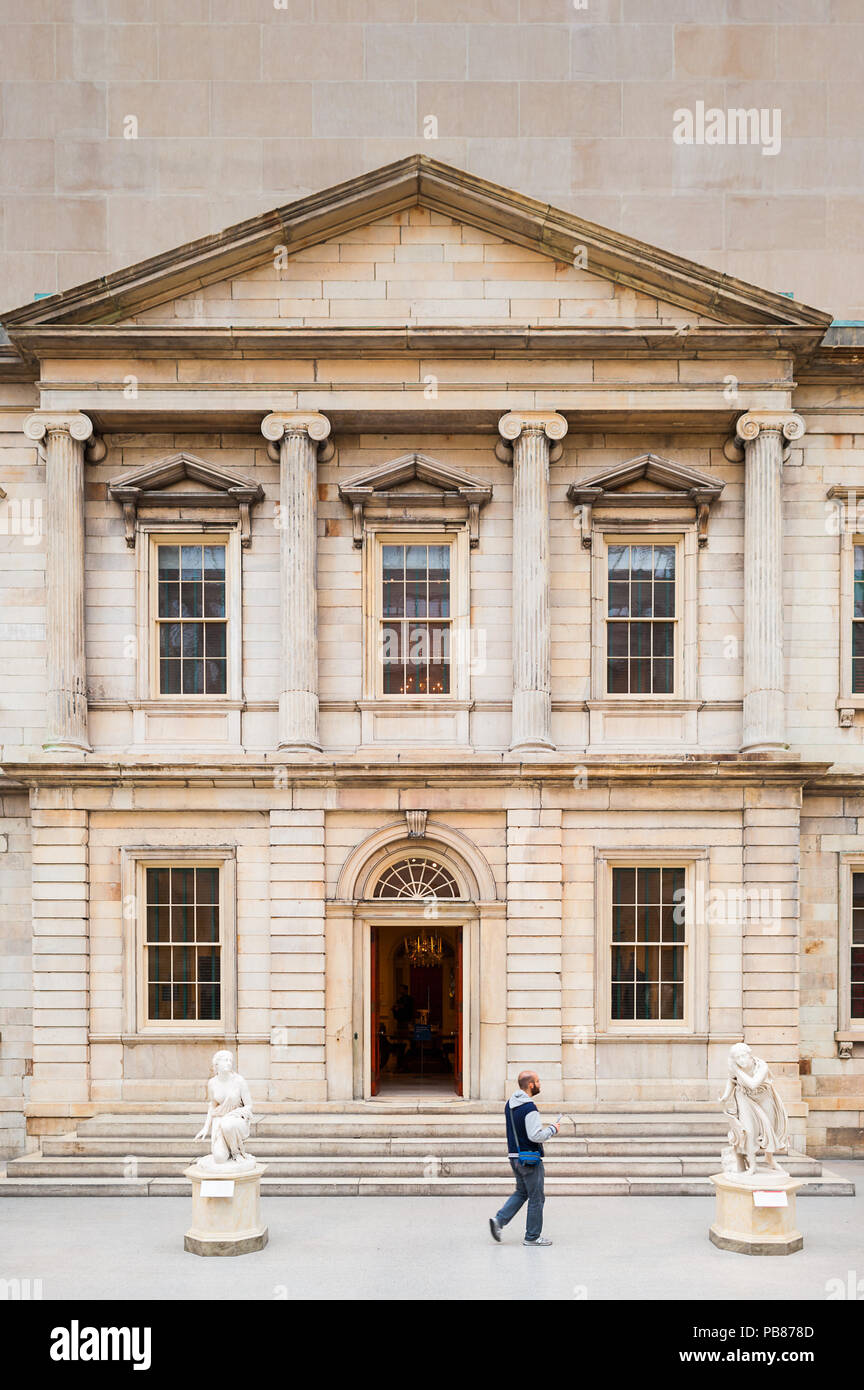 NEW YORK, USA - SEP 25, 2015: The Charles Engelhard Court in the ...