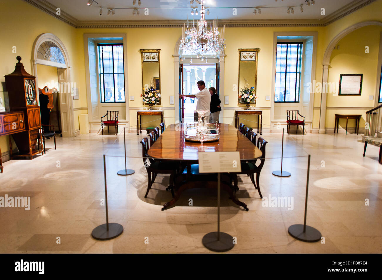 NEW YORK, USA - SEP 25, 2015: Interior of the Metropolitan Museum of ...