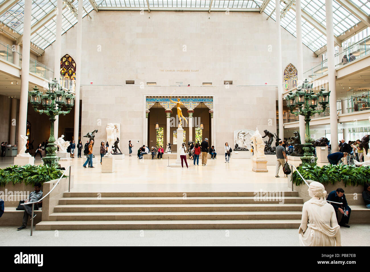 NEW YORK, USA - SEP 25, 2015: Interior of the Metropolitan Museum of ...