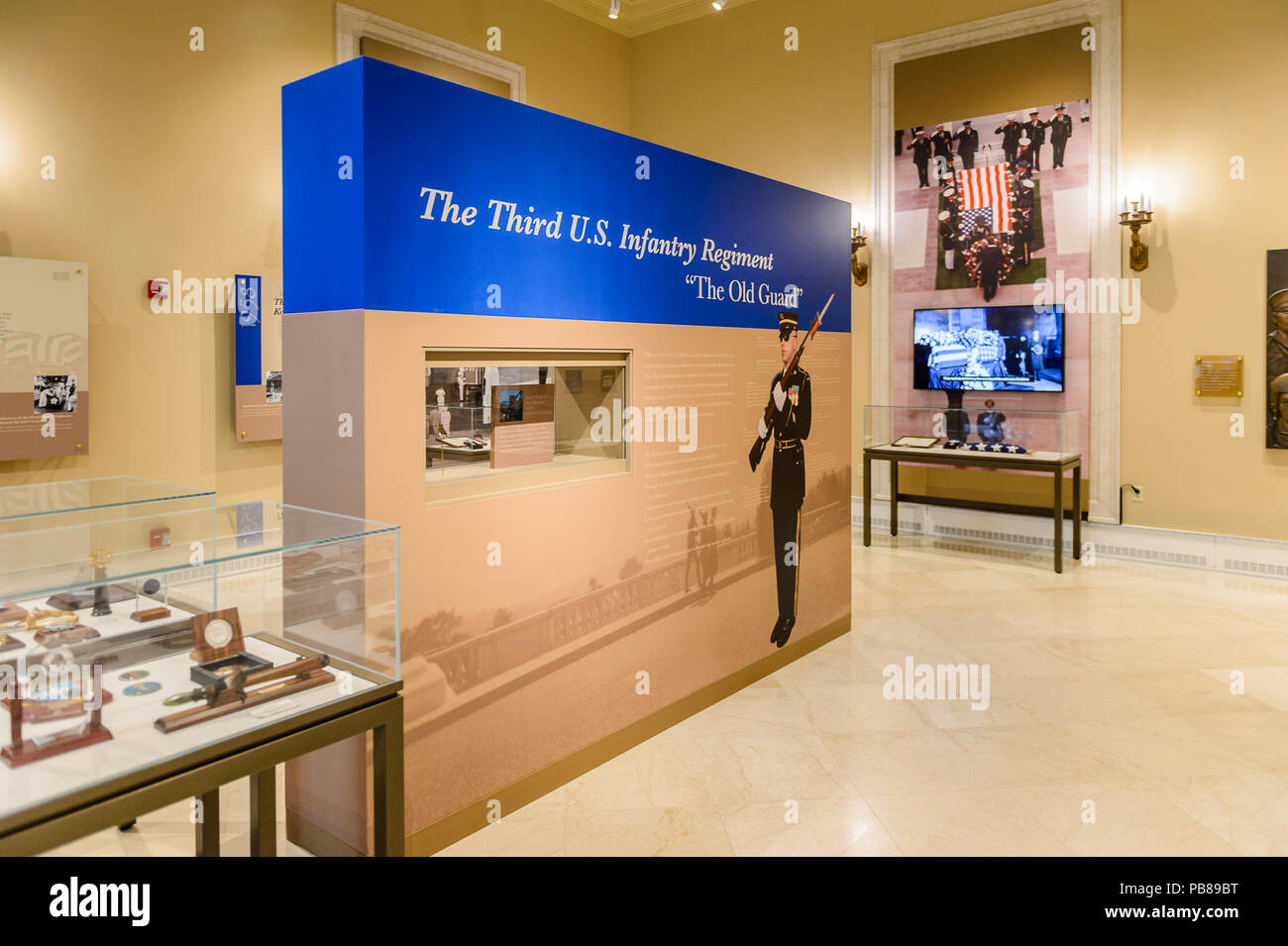 WASHINGTON DC, USA - SEP 24, 2015: Interior of the Memorial ...
