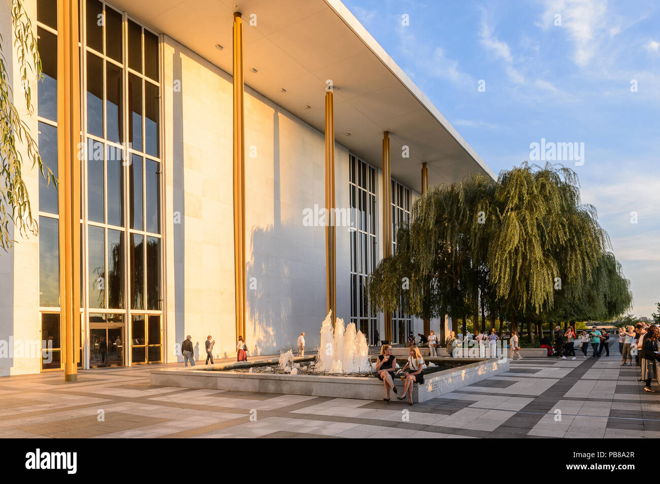 WASHINGTON, USA - SEP 24, 2015: Exterior of John F. Kennedy Center for ...