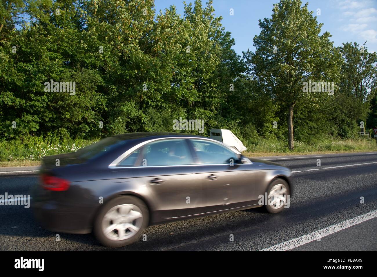 French radar speed camera: an example of the new breed of 'pop up ...