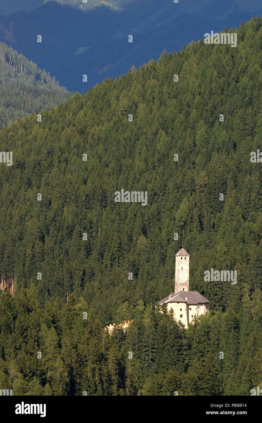 Castello di Monguelfo Val Pusteria, South Tyrol, Italy Stock Photo - Alamy