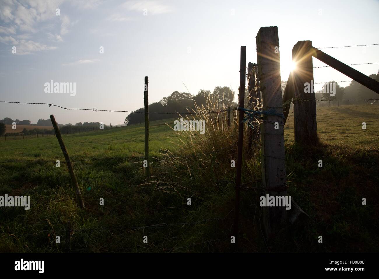 Sleeper fence hi-res stock photography and images - Alamy