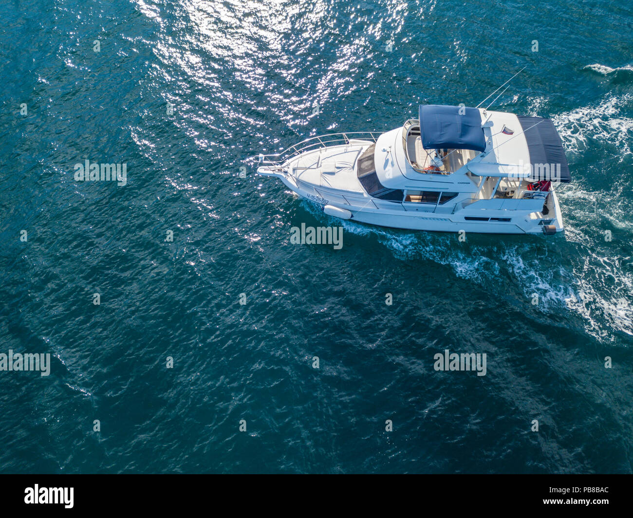 sea emergency service motor boat rescue team isolated in ocean Stock ...