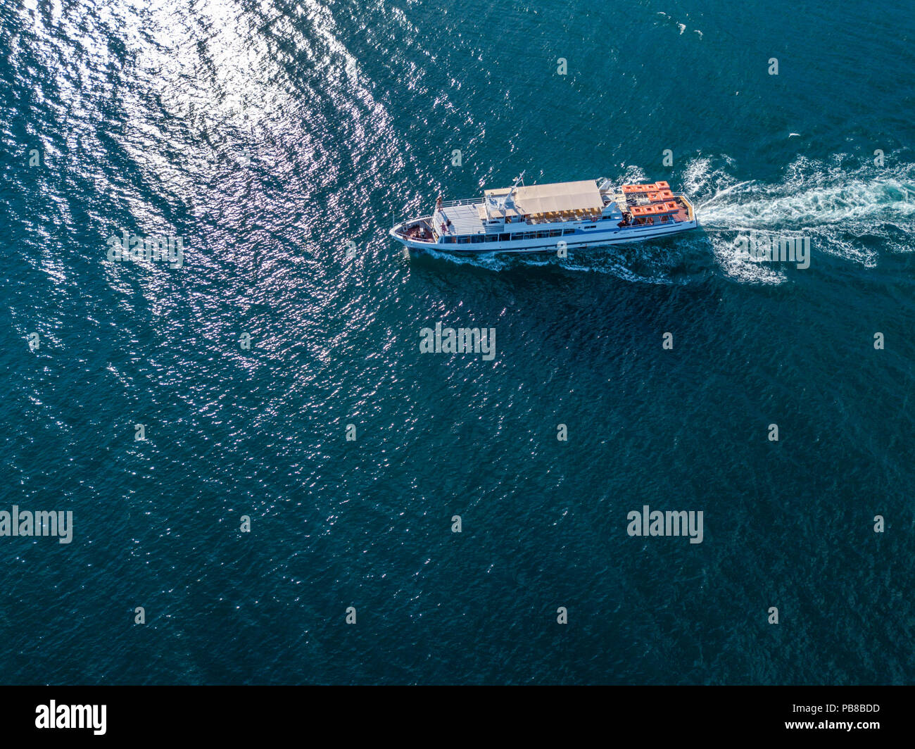 Refugees boat aerial view hi-res stock photography and images - Alamy