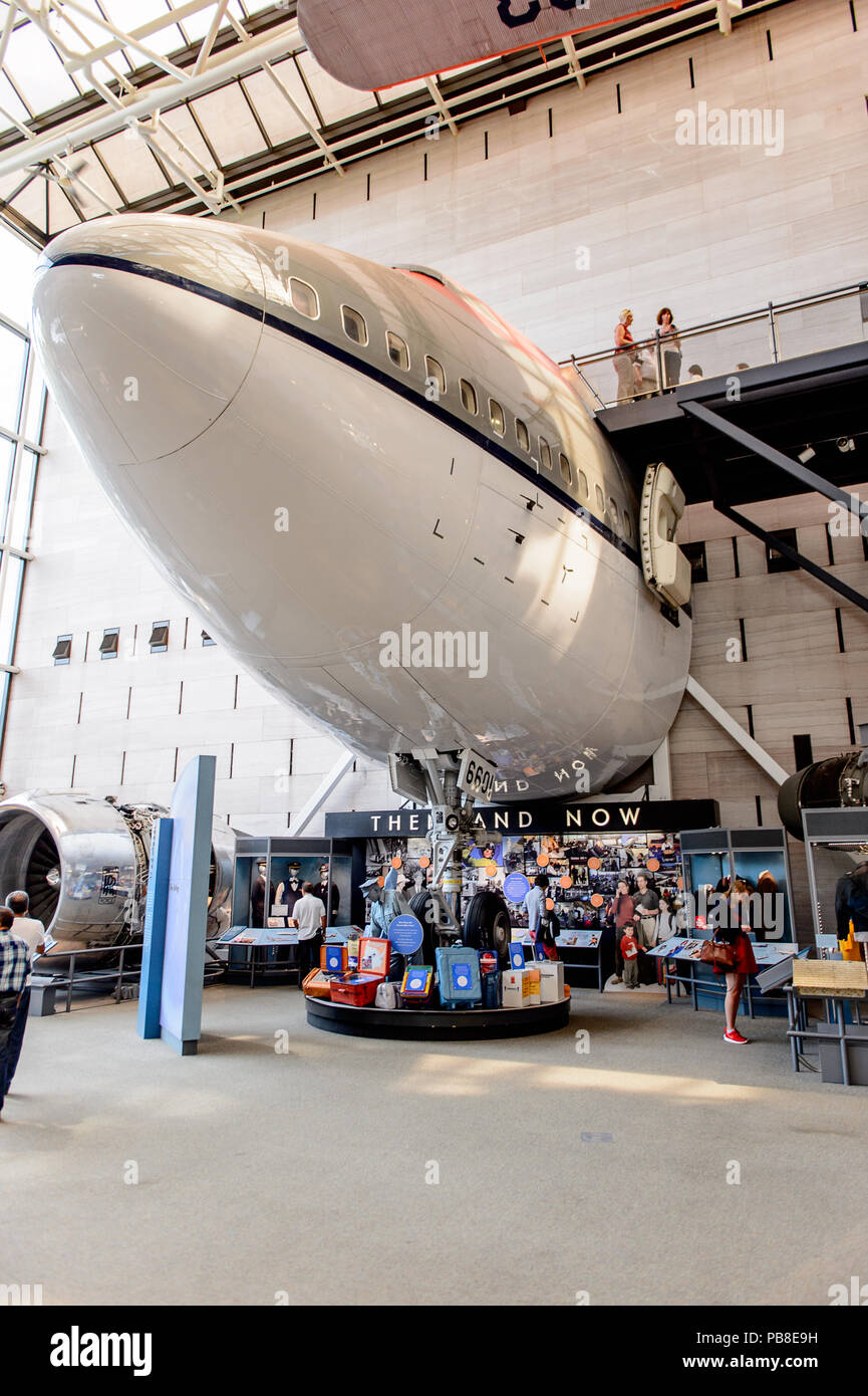 1946 model airplane hi-res stock photography and images - Alamy