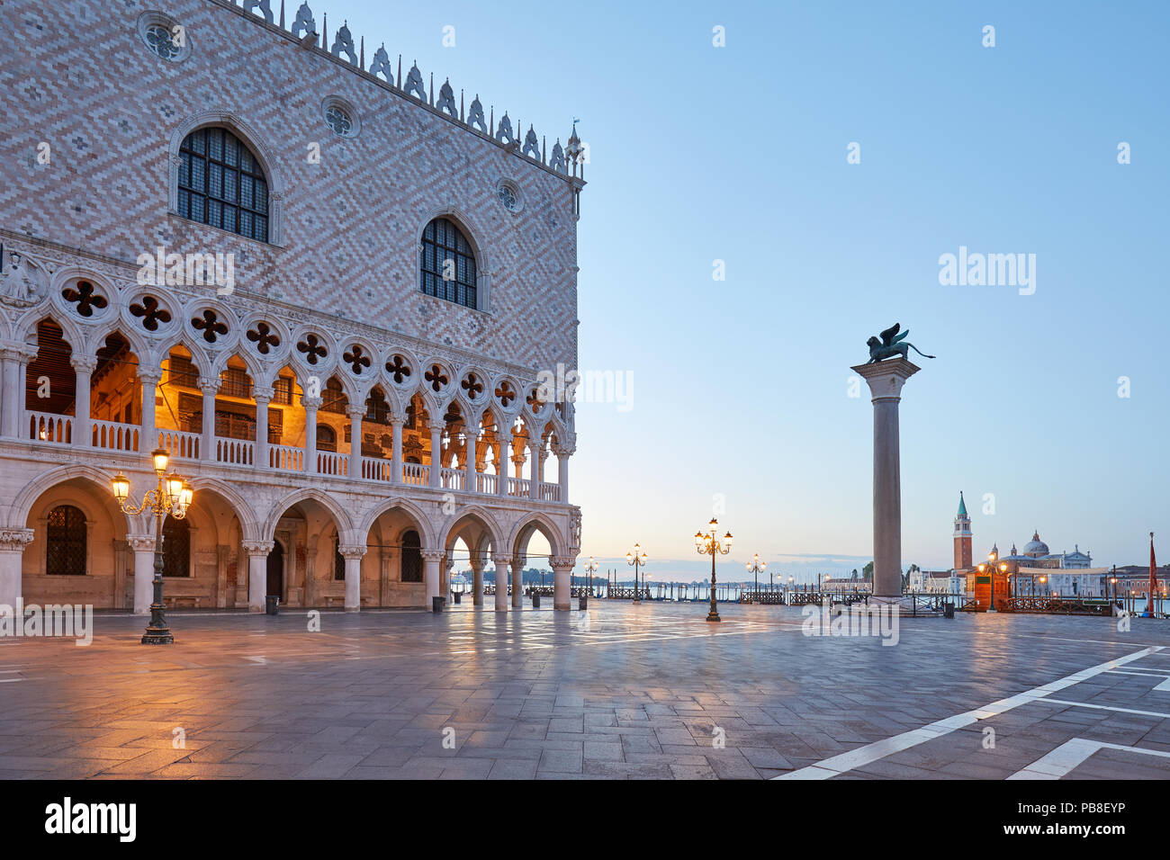 San Marco square with Doge palace and column with lion statue, nobody ...