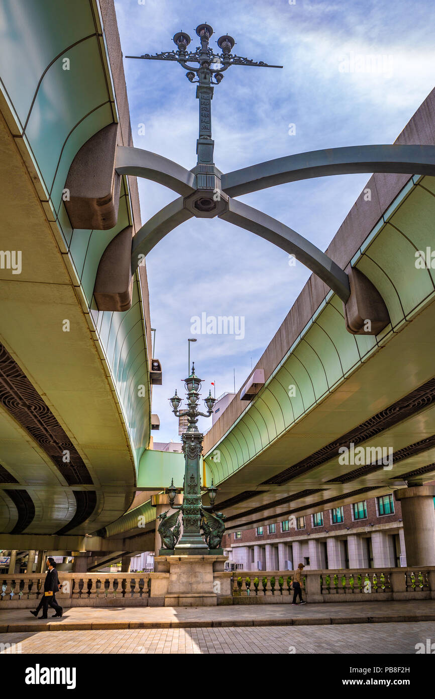 Japan, Tokyo City, Nihonbashi Bridge, Japan´s Km 0 Stock Photo - Alamy