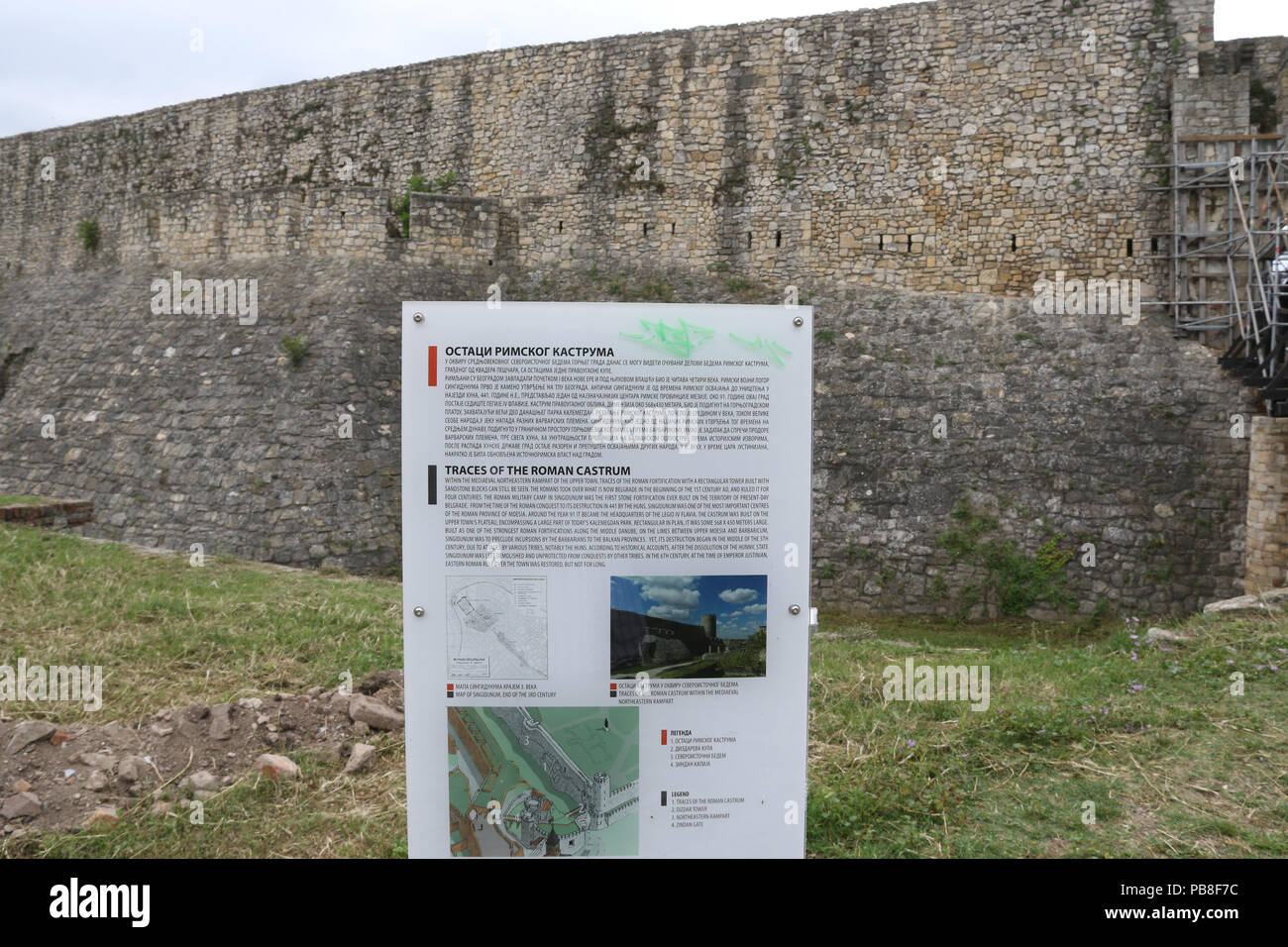 Traces of the Roman Castrum within the medieval northeaster rampart of ...