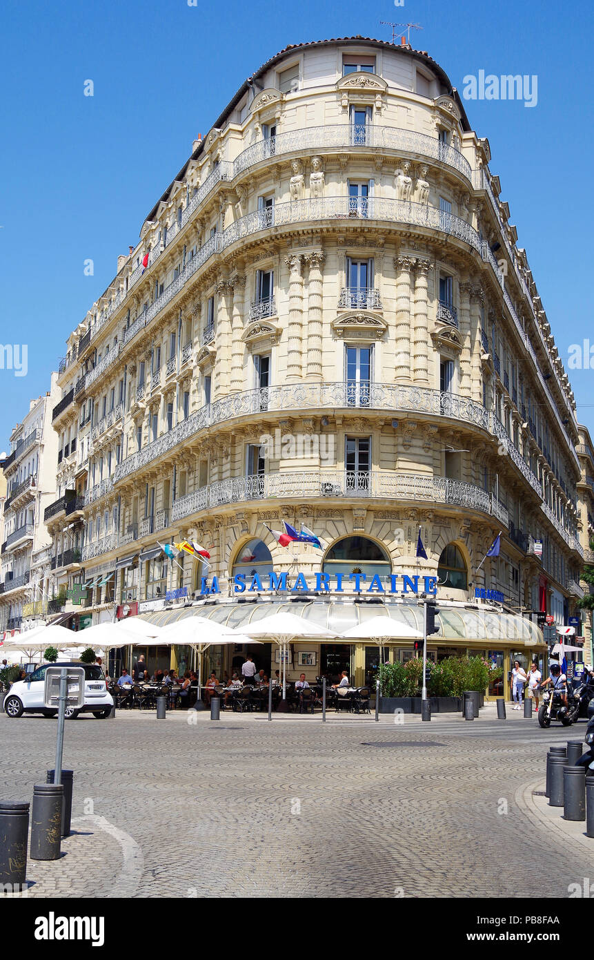 Marseille haussmann style buildings hi-res stock photography and images ...
