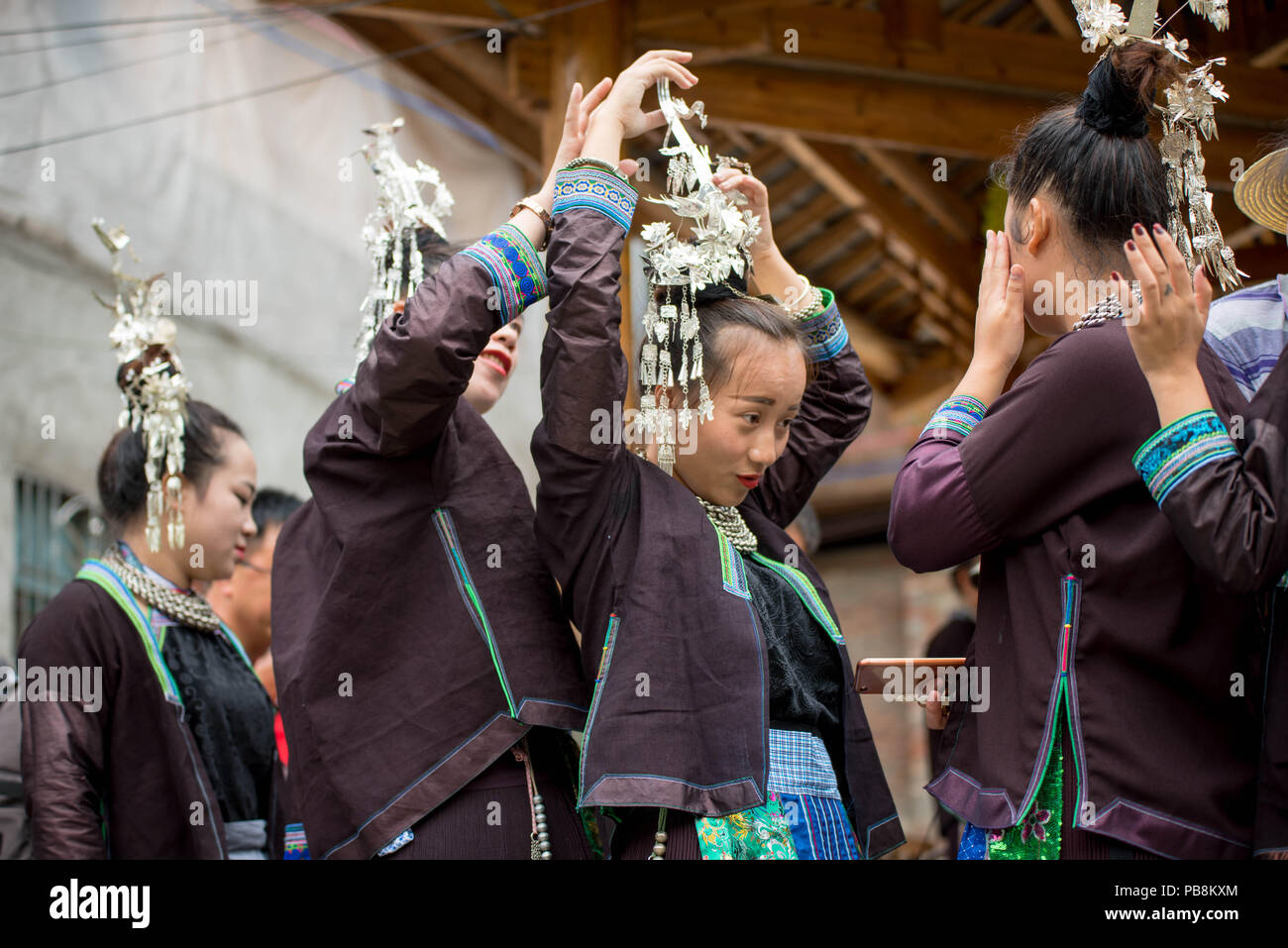 Zhuang ethnic group china hi-res stock photography and images - Alamy