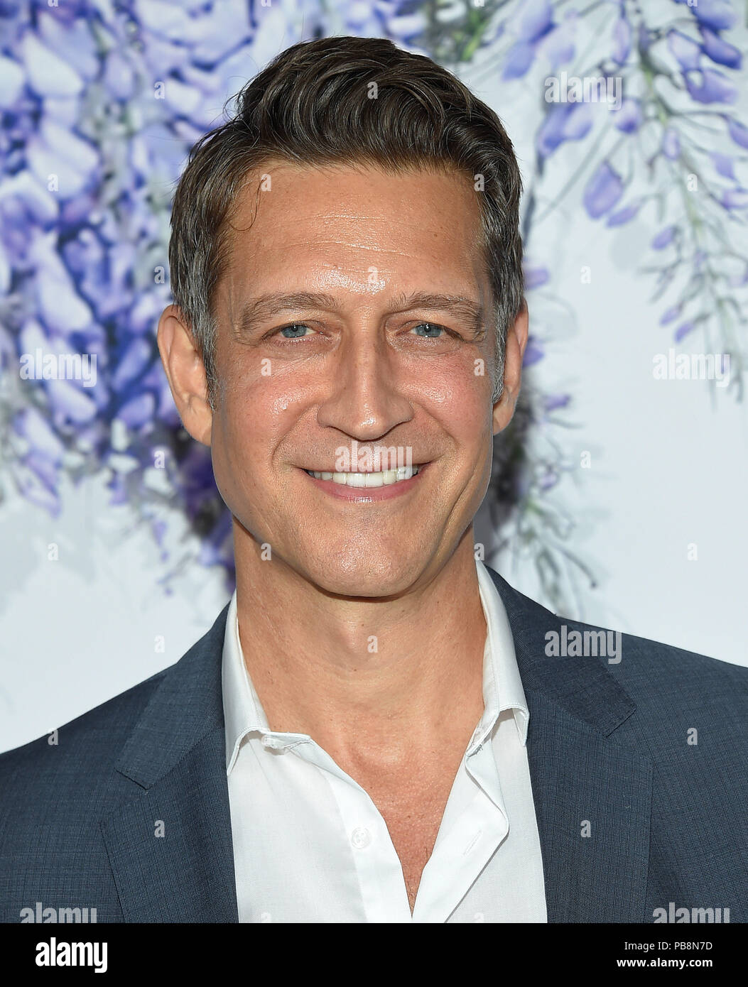 Robert gant hi-res stock photography and images - Alamy