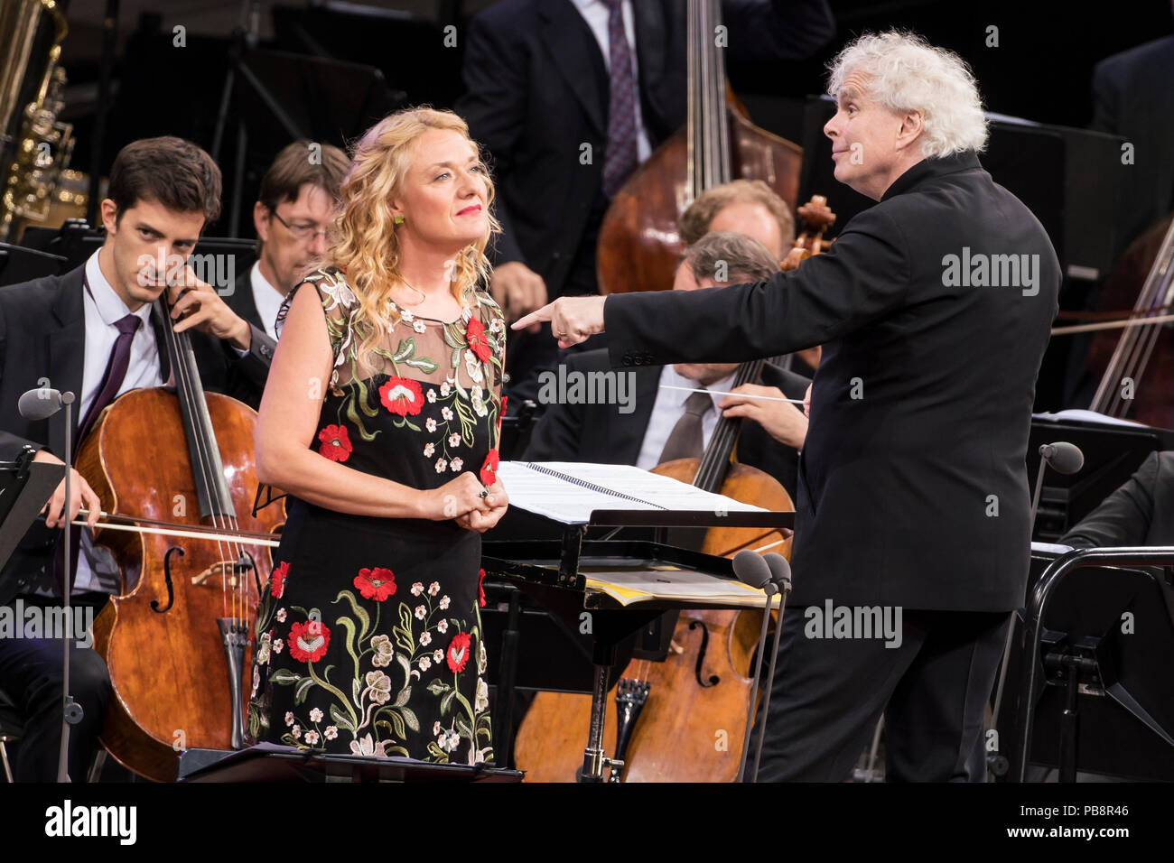 Kozena rattle simon hi-res stock photography and images - Alamy