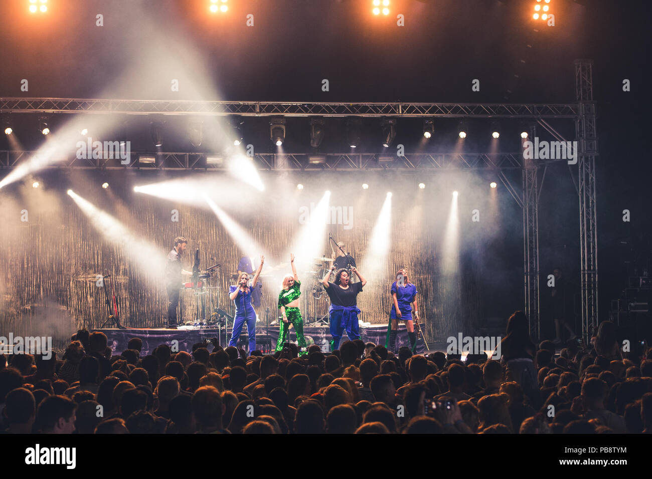 July 21, 2018 - Grace Chatto, and brothers Jack and Luke Patterson of ...