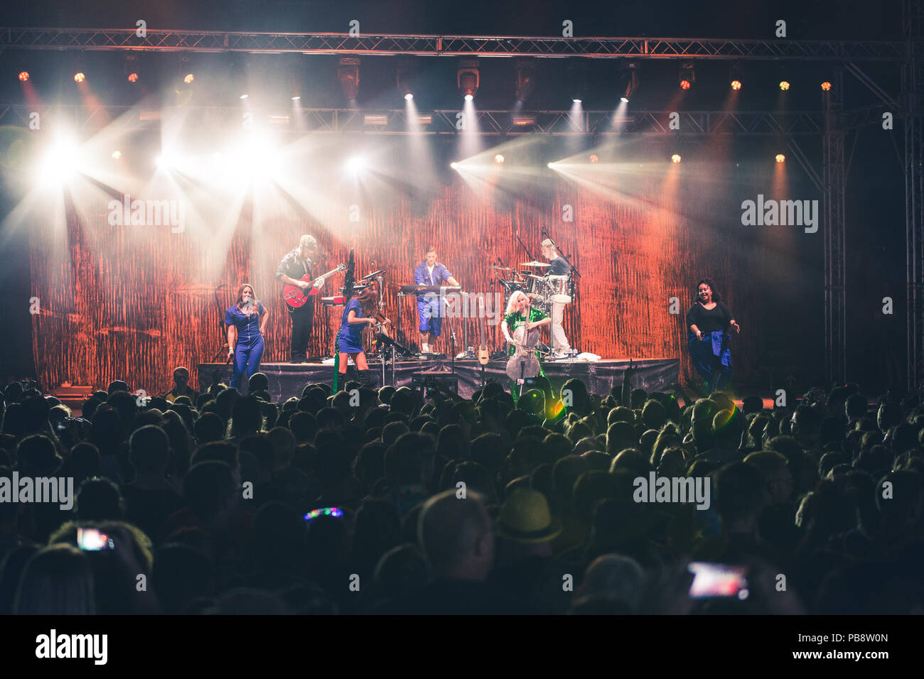 July 21, 2018 - Grace Chatto, and brothers Jack and Luke Patterson of ...