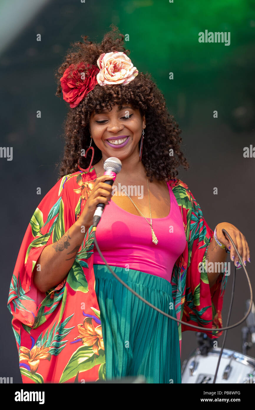 Hollie cook hi-res stock photography and images - Alamy