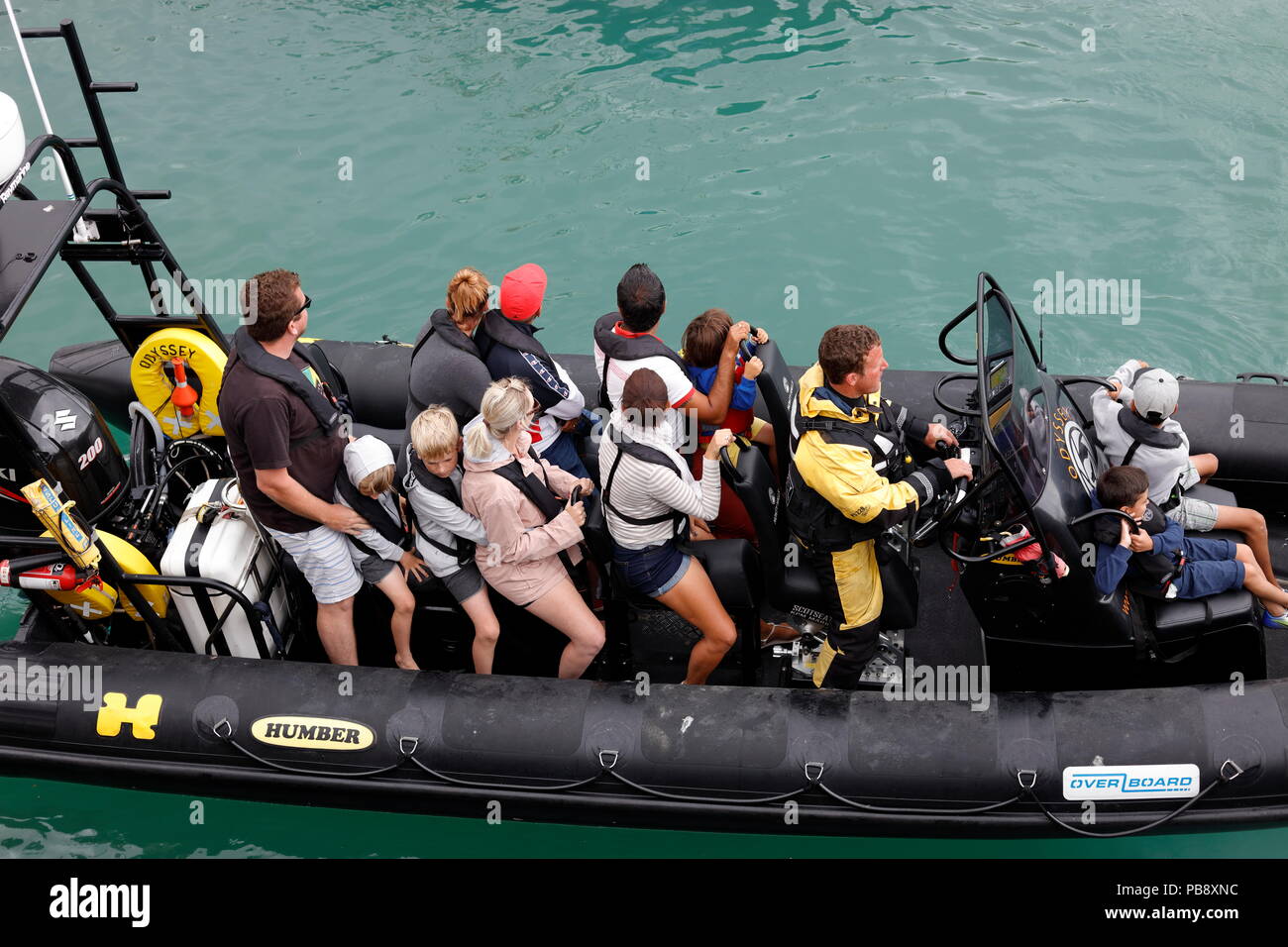 Commercial diving boat hi-res stock photography and images - Alamy