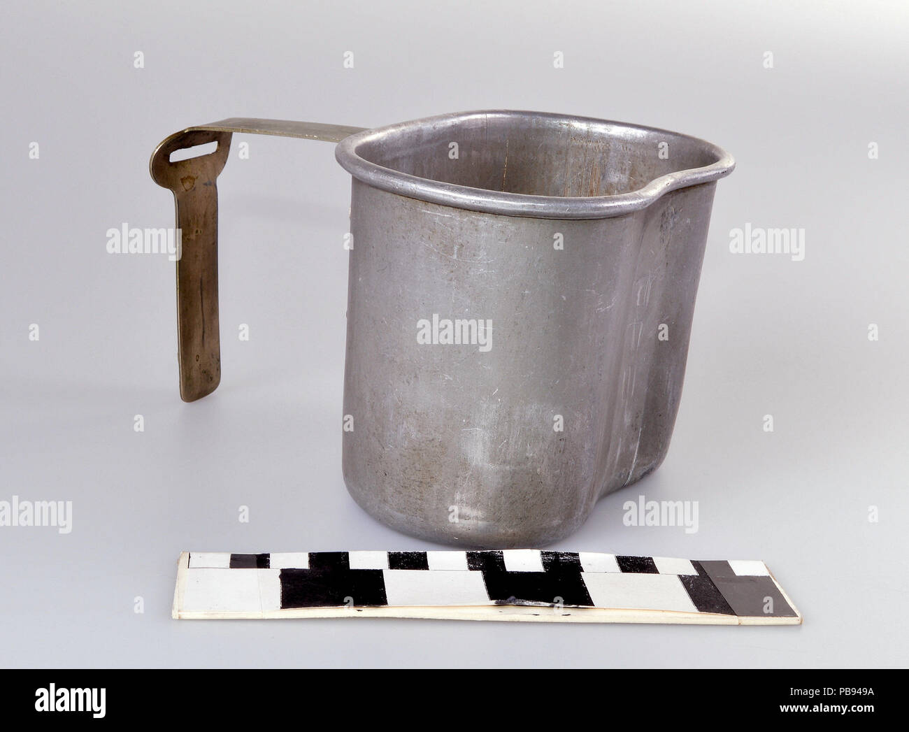 World war i canteen hi-res stock photography and images - Alamy