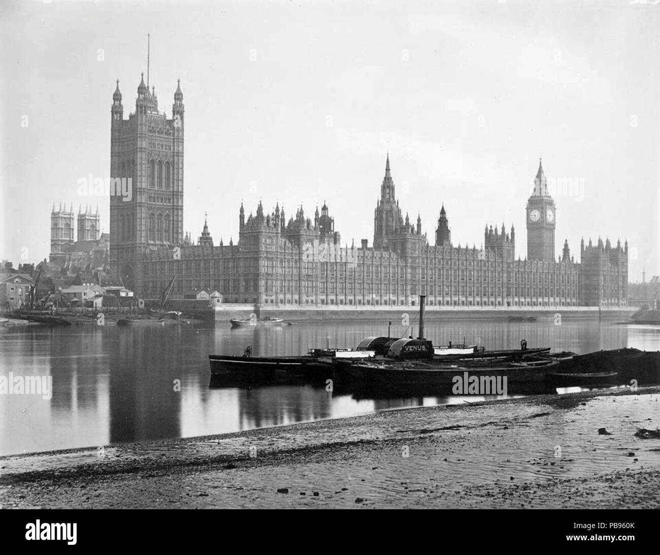 British political buildings hi-res stock photography and images - Alamy