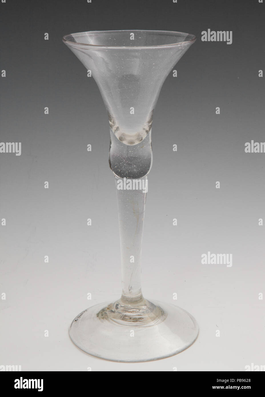 1599 Tall Stem Wine Glass Stock Photo - Alamy