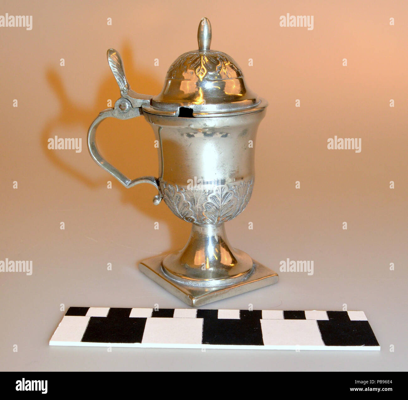 Pewterware hi-res stock photography and images - Alamy