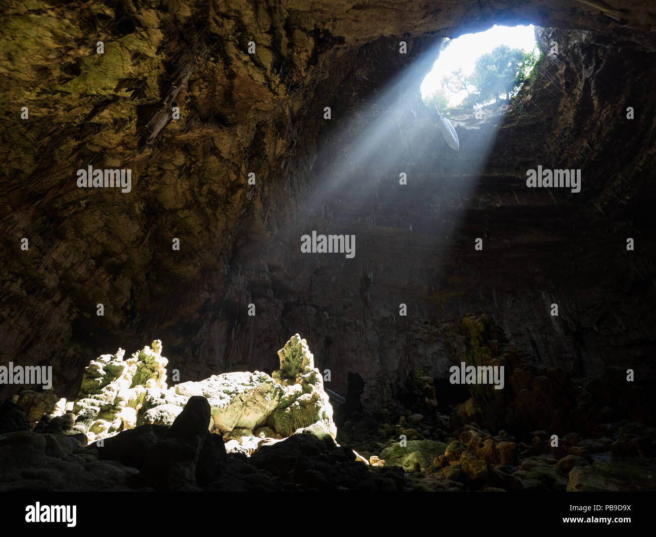 Light falling in the cave Grotte di Castellana, Castellana Grotte, Bari ...