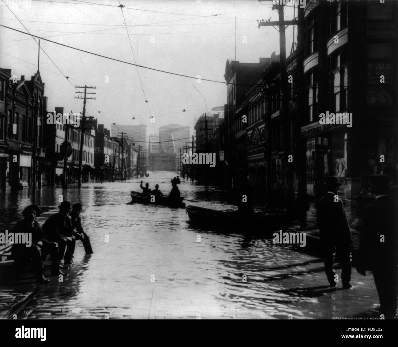 Urban flood control hi-res stock photography and images - Alamy