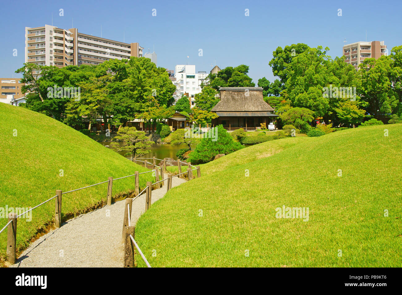 Traditional Japanese Old House Stock Photo - Alamy
