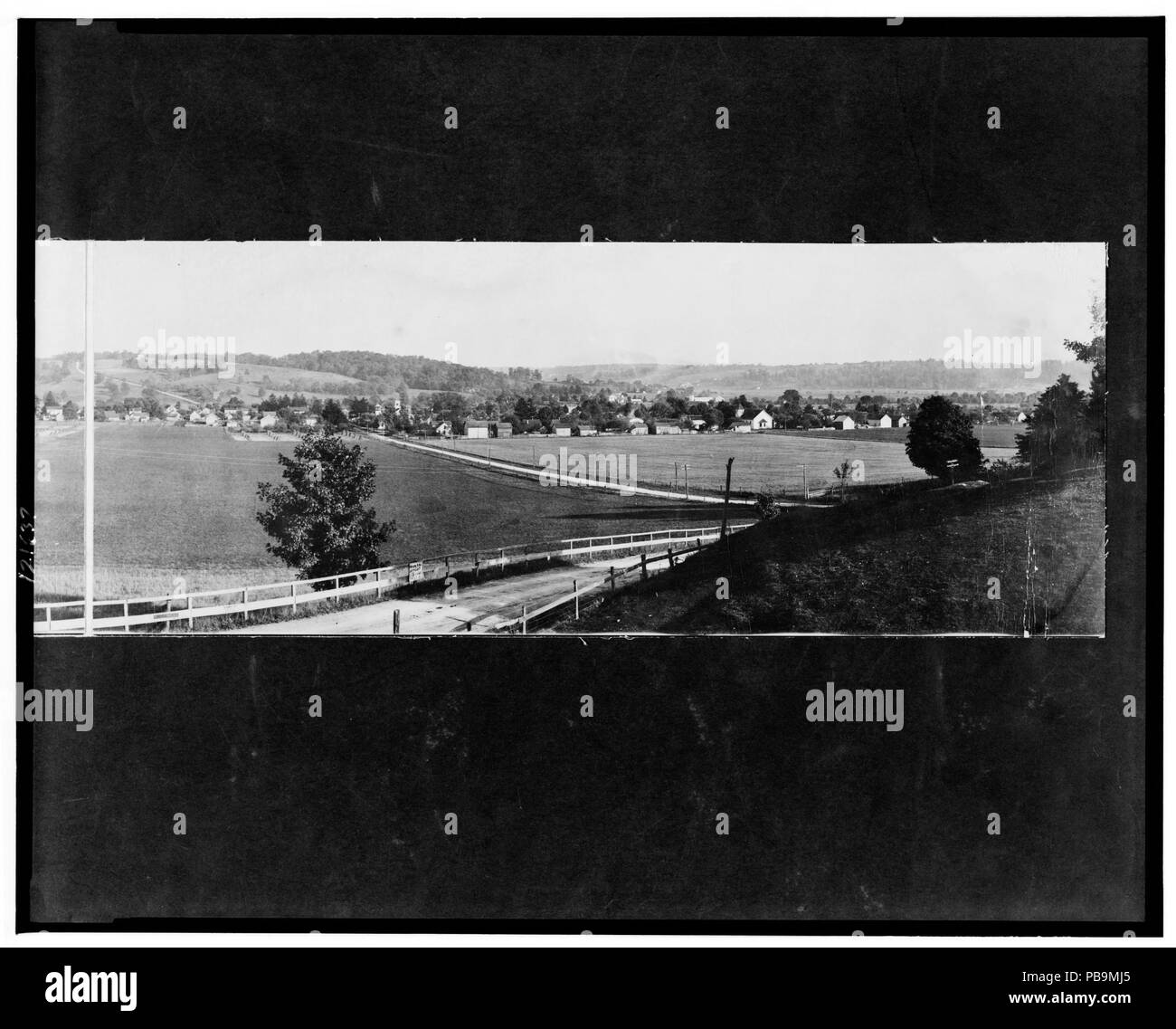 Mad scene Black and White Stock Photos & Images - Alamy