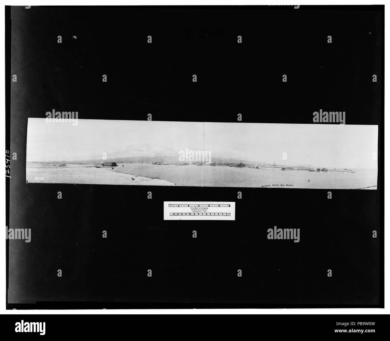 Honolulu pacific Black and White Stock Photos & Images - Alamy