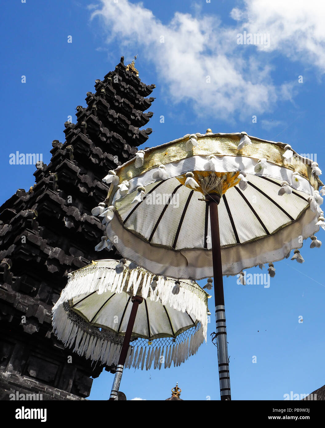 Balinese Umbrella Stock Photos & Balinese Umbrella Stock Images - Alamy