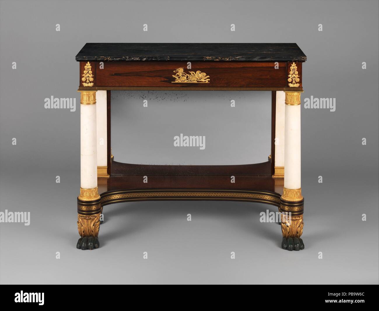 Neo classical metal hi-res stock photography and images - Alamy