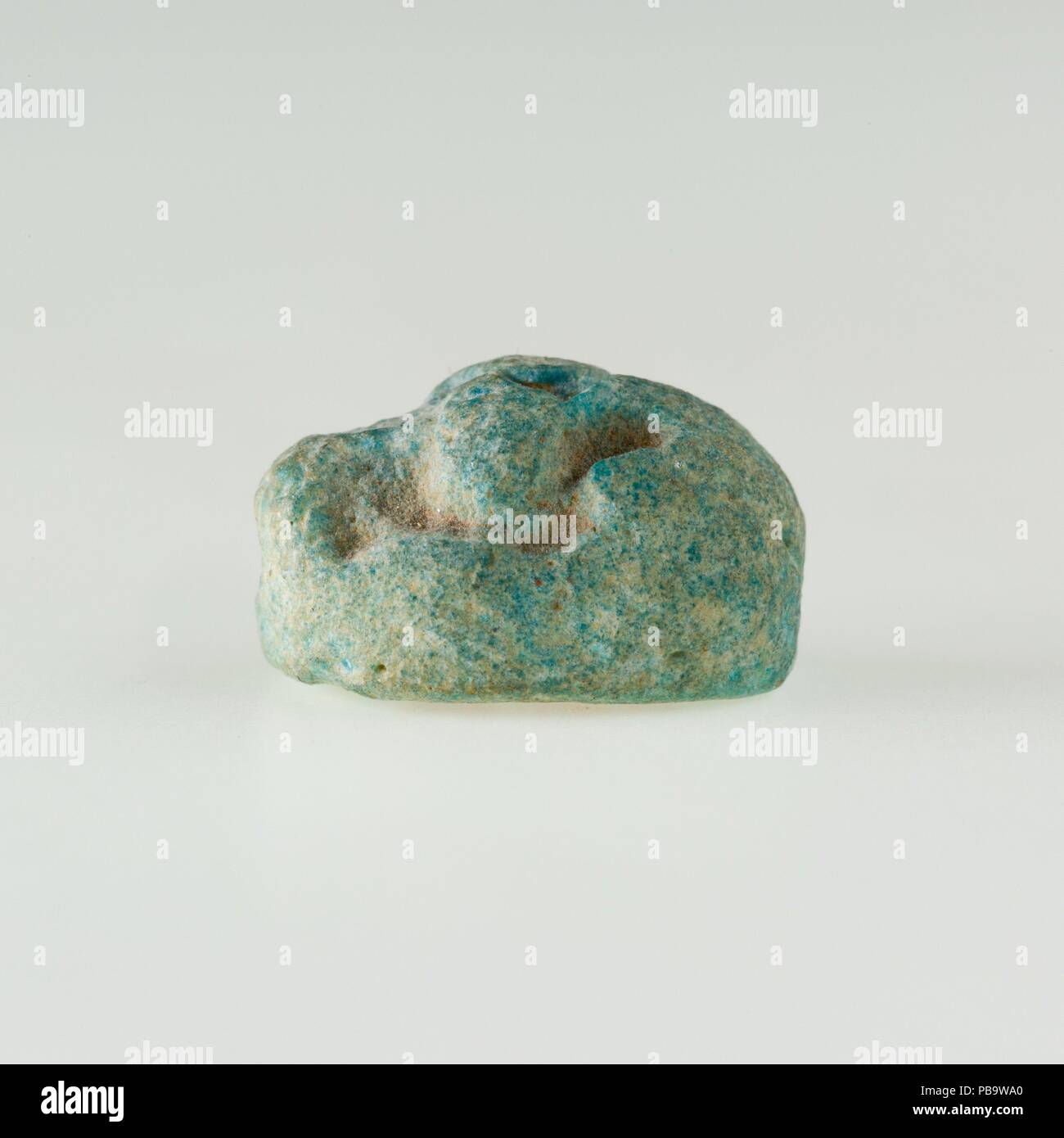 Animal amulet. Dimensions: l. 1.2 cm (1/2 in). Dynasty: Dynasty 12-18 ...