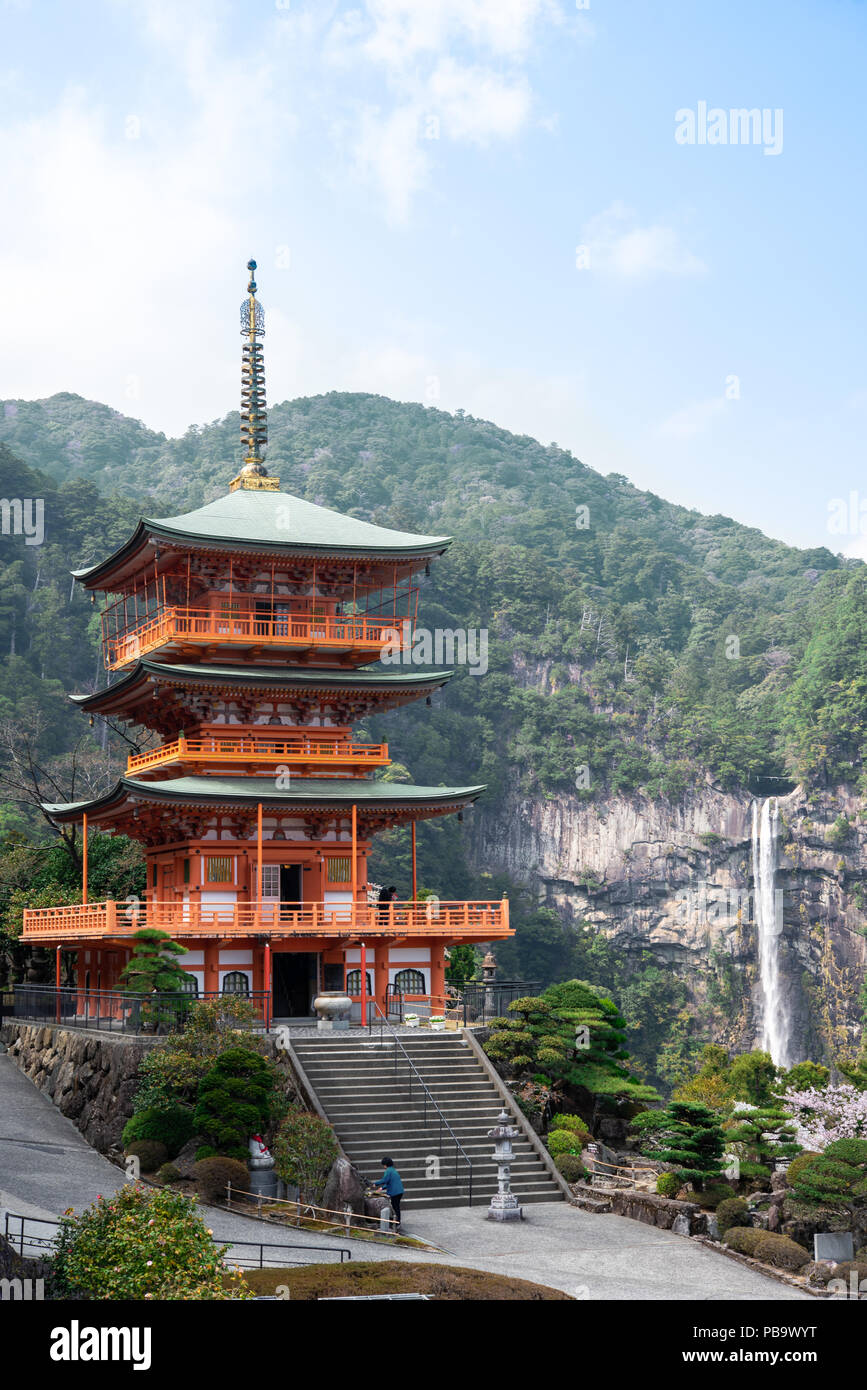 Nachi Taisha in Kumano Kodo pilgrimage routes, the tallest water fall ...