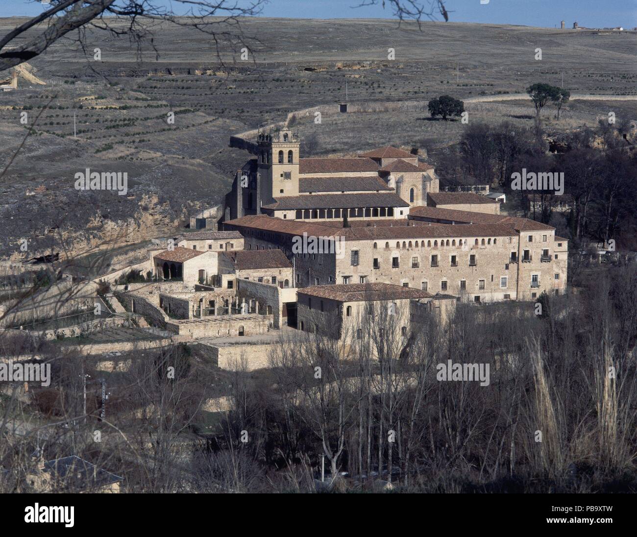 MONASTERIO DEL PARRAL DESDE LA CIUDAD. Location: EL PARRAL, SEGOVIA ...