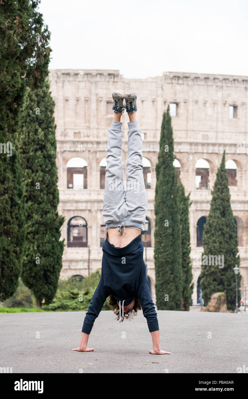 Handstand hi-res stock photography and images - Alamy