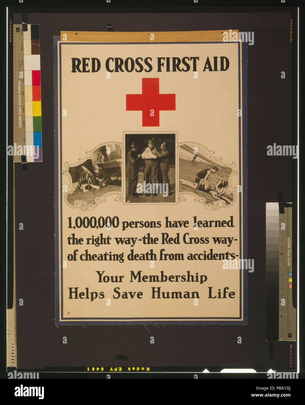 First aid cross hi-res stock photography and images - Alamy