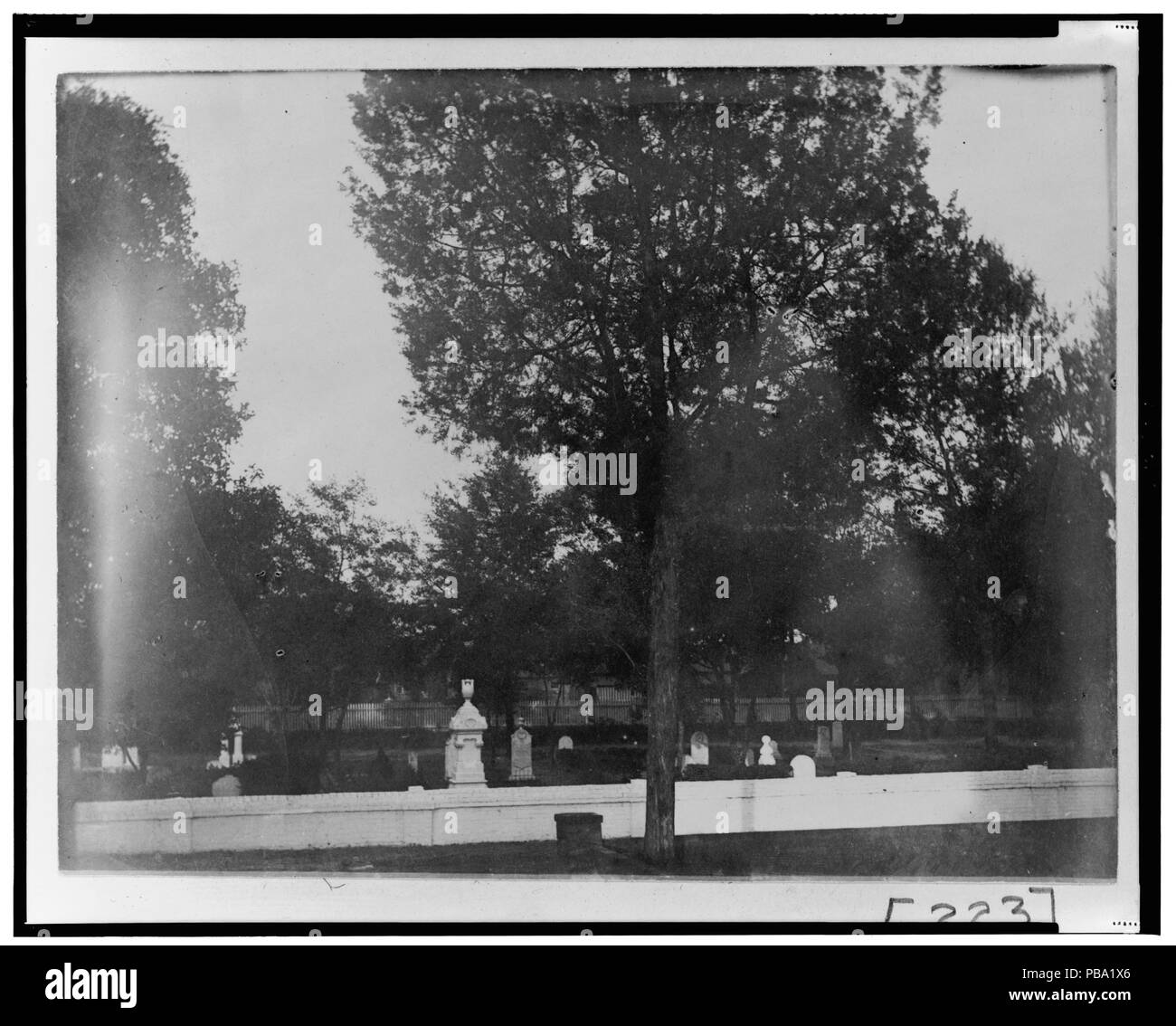United states cemetery Black and White Stock Photos & Images - Alamy